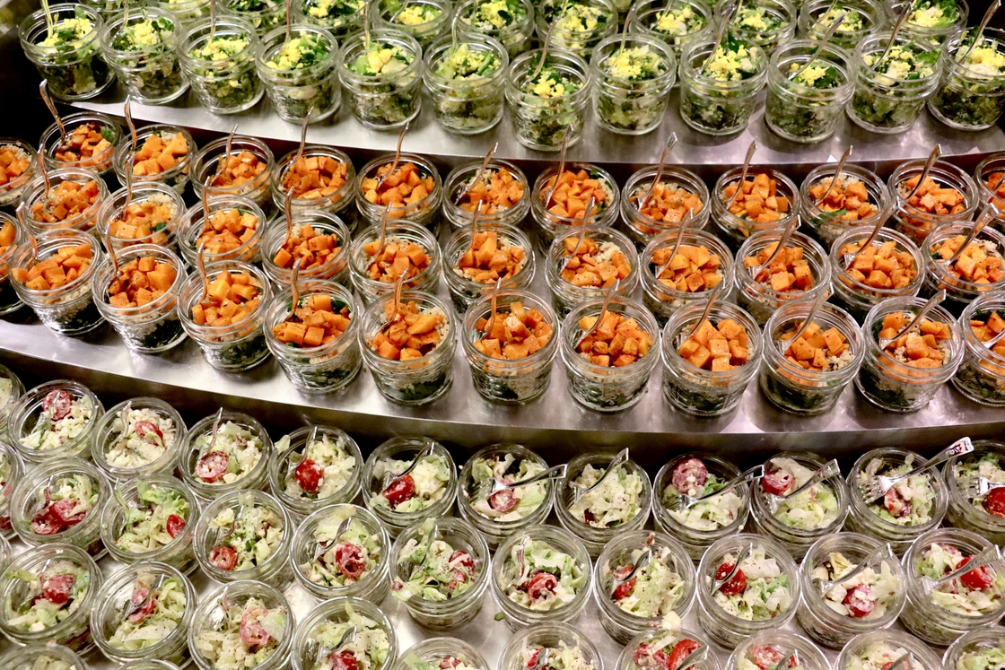 Dining | Yale West Campus